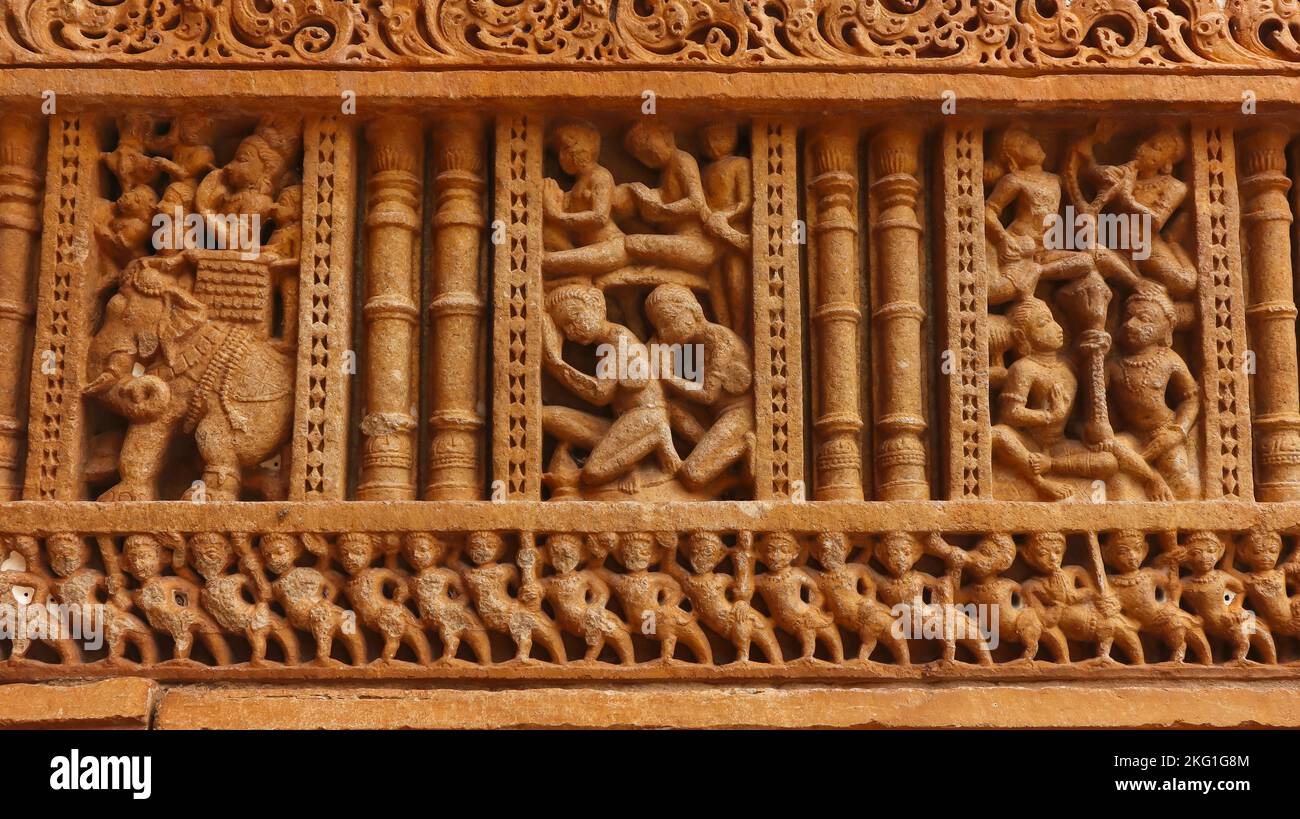 Carving on the lintel of Sas Bahu or Sahastra Bahu Temple, Nagda ...