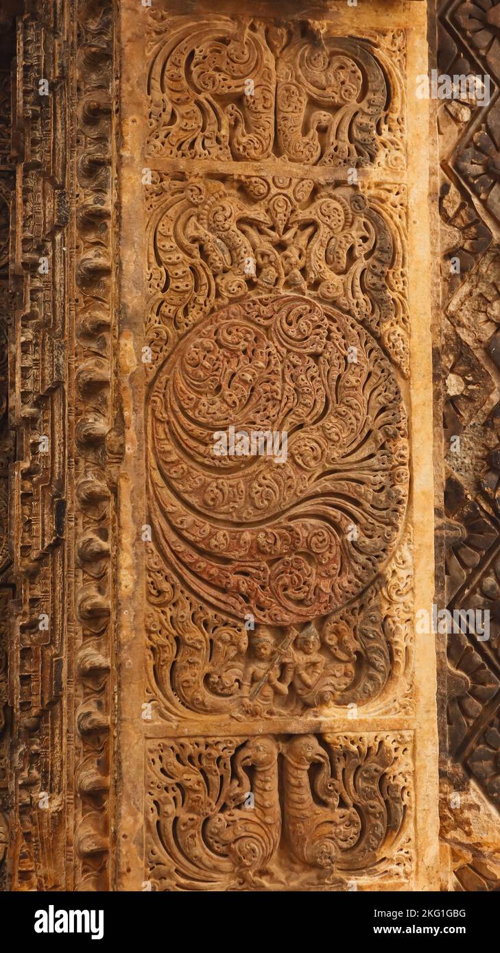 Carved Details on the Sas Bahu or Sahastra Bahu Temple, Nagda ...