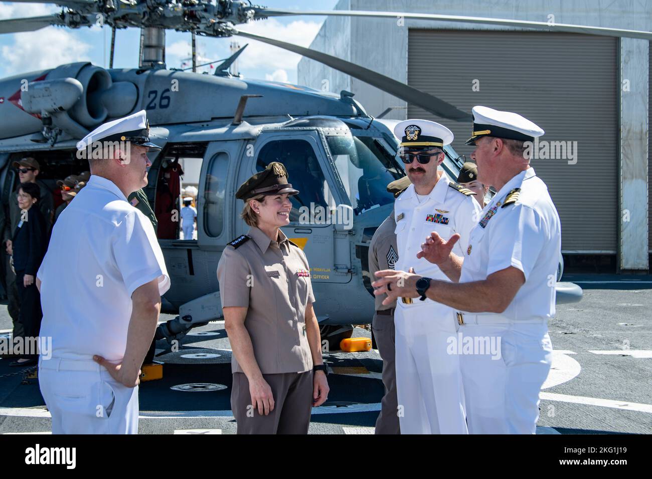 221023-N-LP924-3299 MIAMI (Oct. 23, 2022) Gen. Laura J. Richardson ...