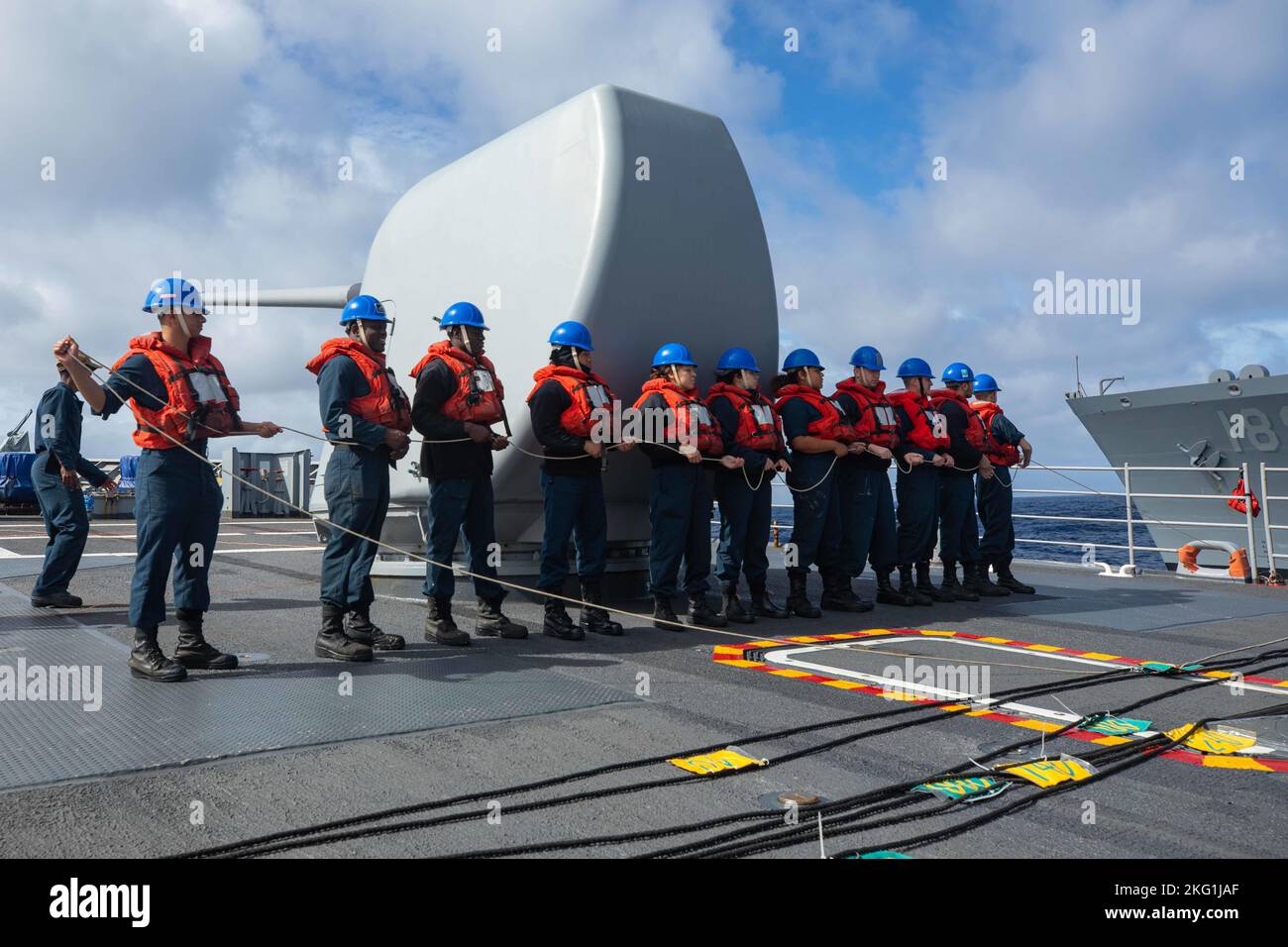 221023-N-LK647-1051 ATLANTIC OCEAN—Sailors assigned to the Ticonderoga ...
