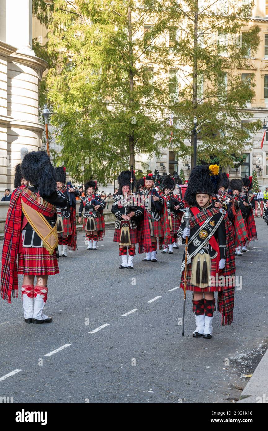 Southern Highlanders Pipes & Drums band gathered on Whitehall Court ...