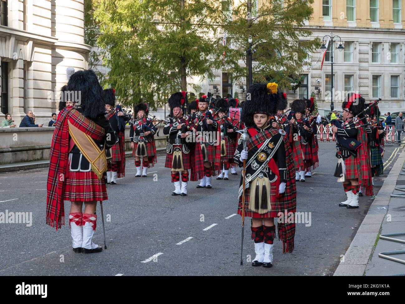 Southern Highlanders Pipes & Drums band gathered on Whitehall Court ...