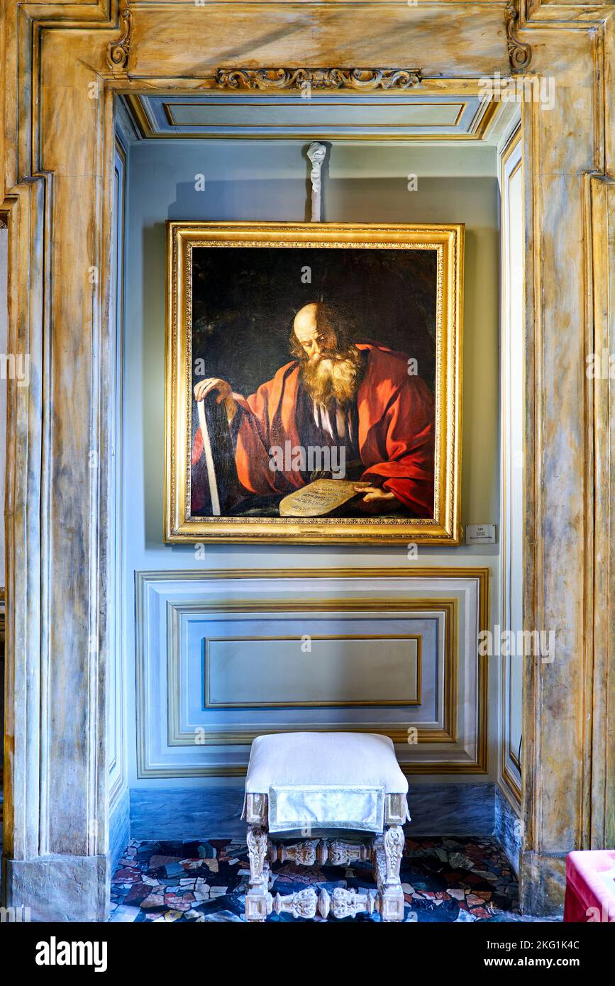 Mose con le tavole della legge hi-res stock photography and images - Alamy