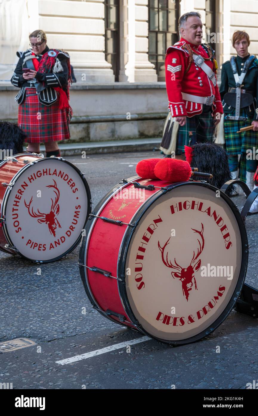 Drums of the Southern Highlanders Pipes & Drums stand on Whitehall ...