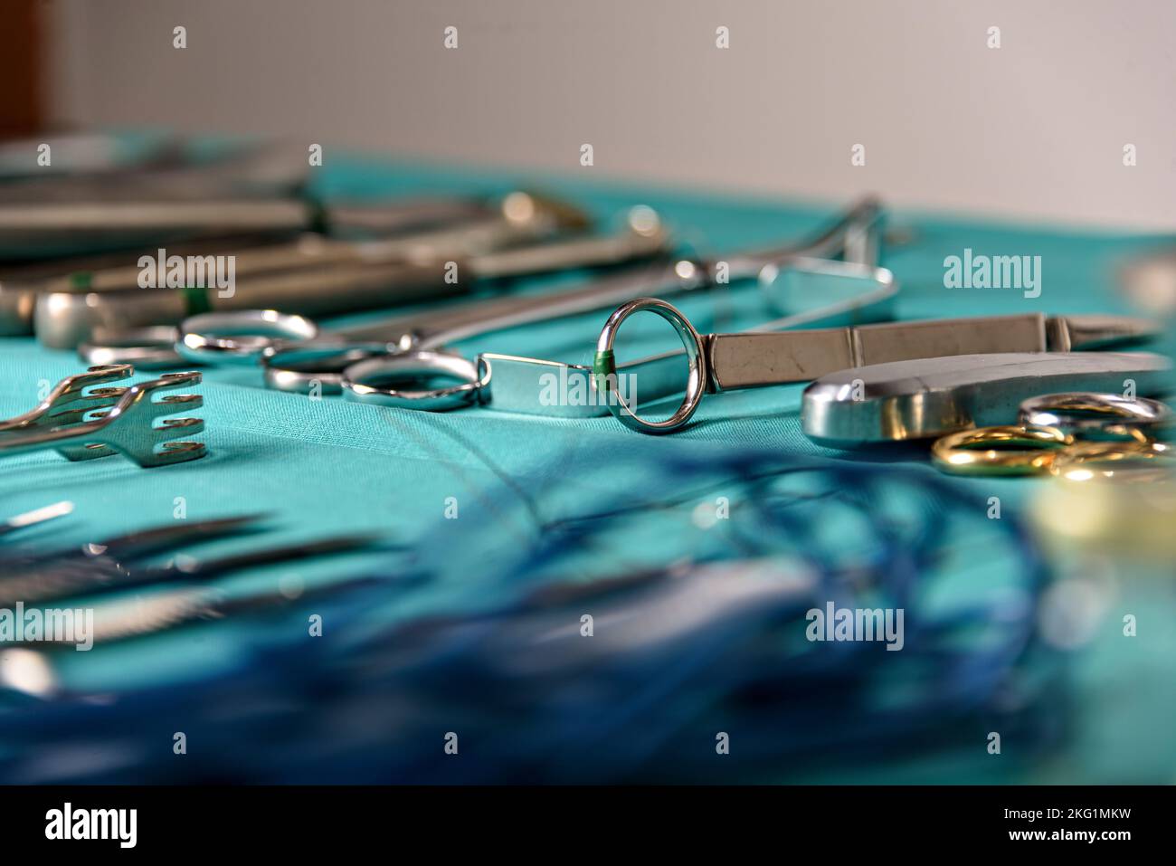 Surgical instruments in the operating room Stock Photo - Alamy