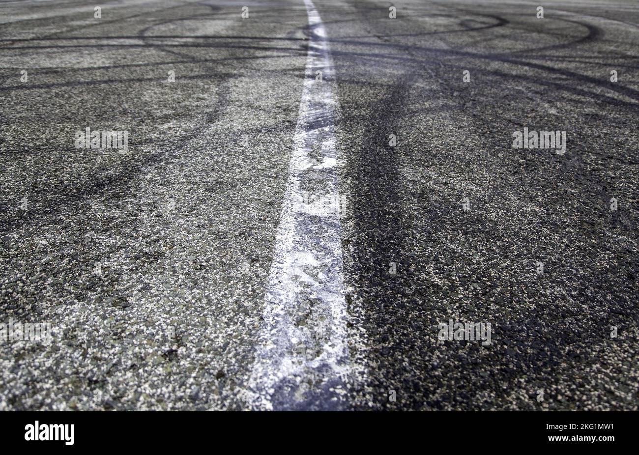 Car track mark hi-res stock photography and images - Alamy