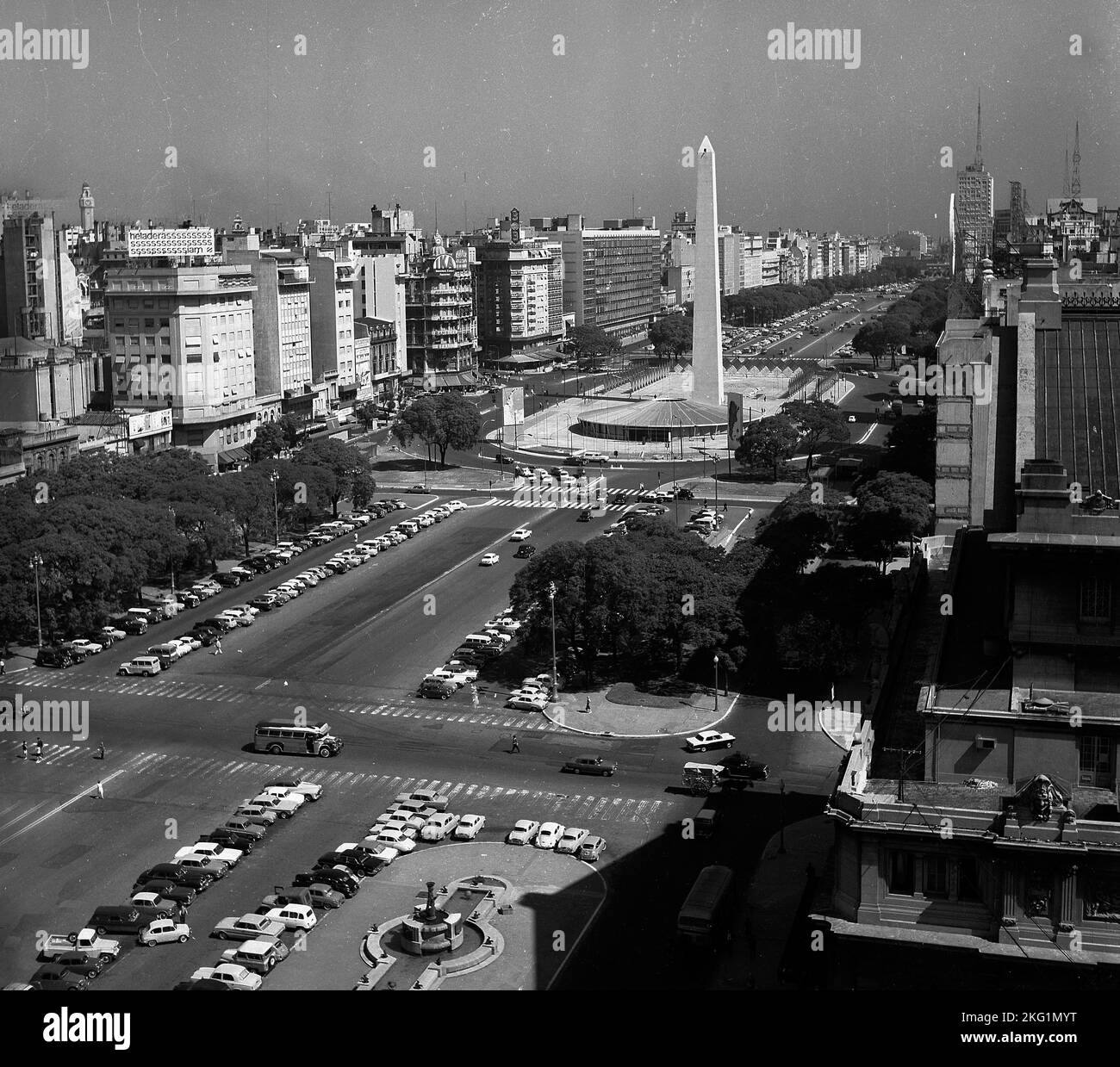 Avenida 9 de Julio (9 de Julio Avenue), aerial view, obelisk, downtown ...