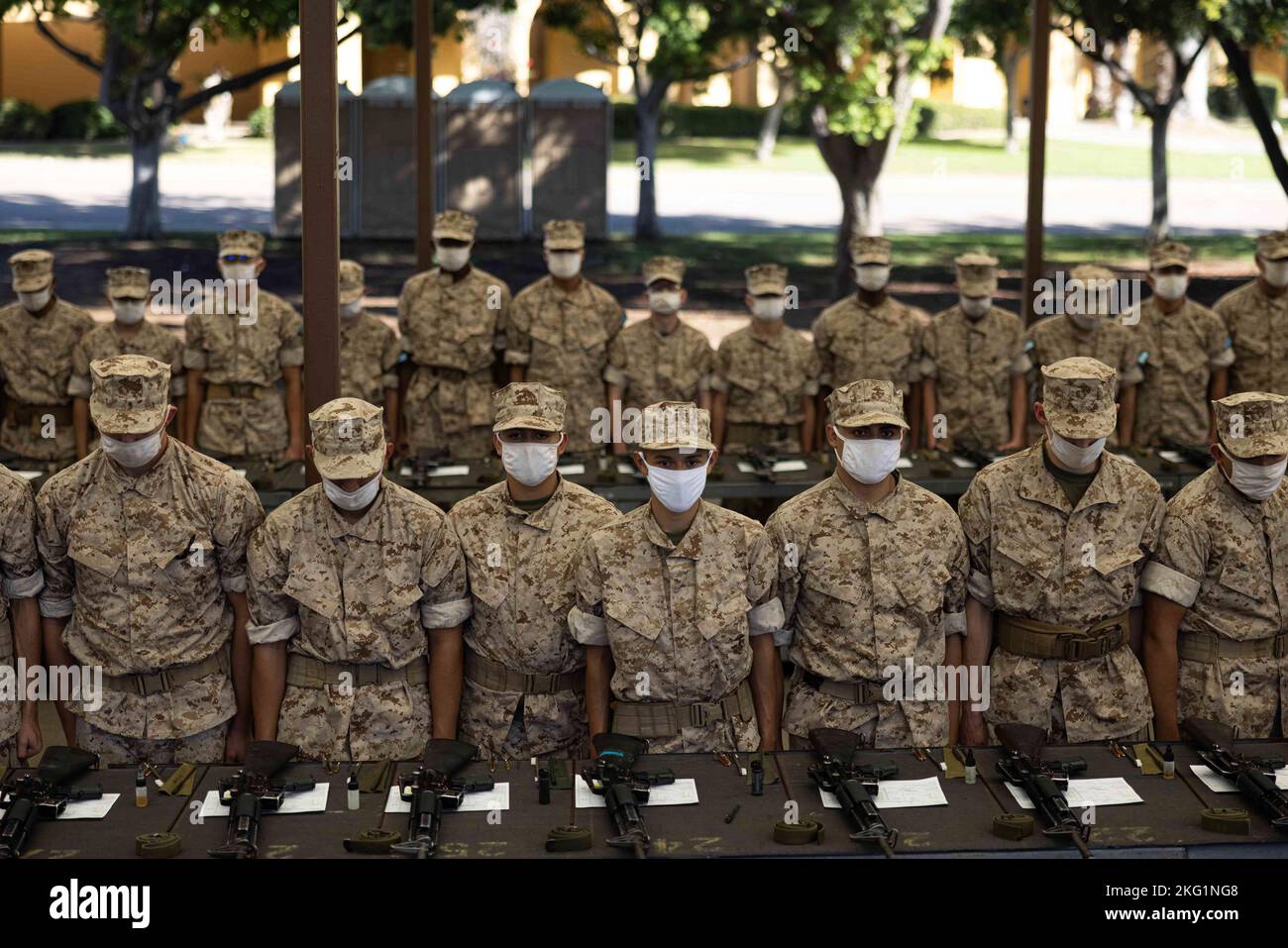 U.S. Marine Corps recruits with Lima Company, 3rd Recruit Training ...