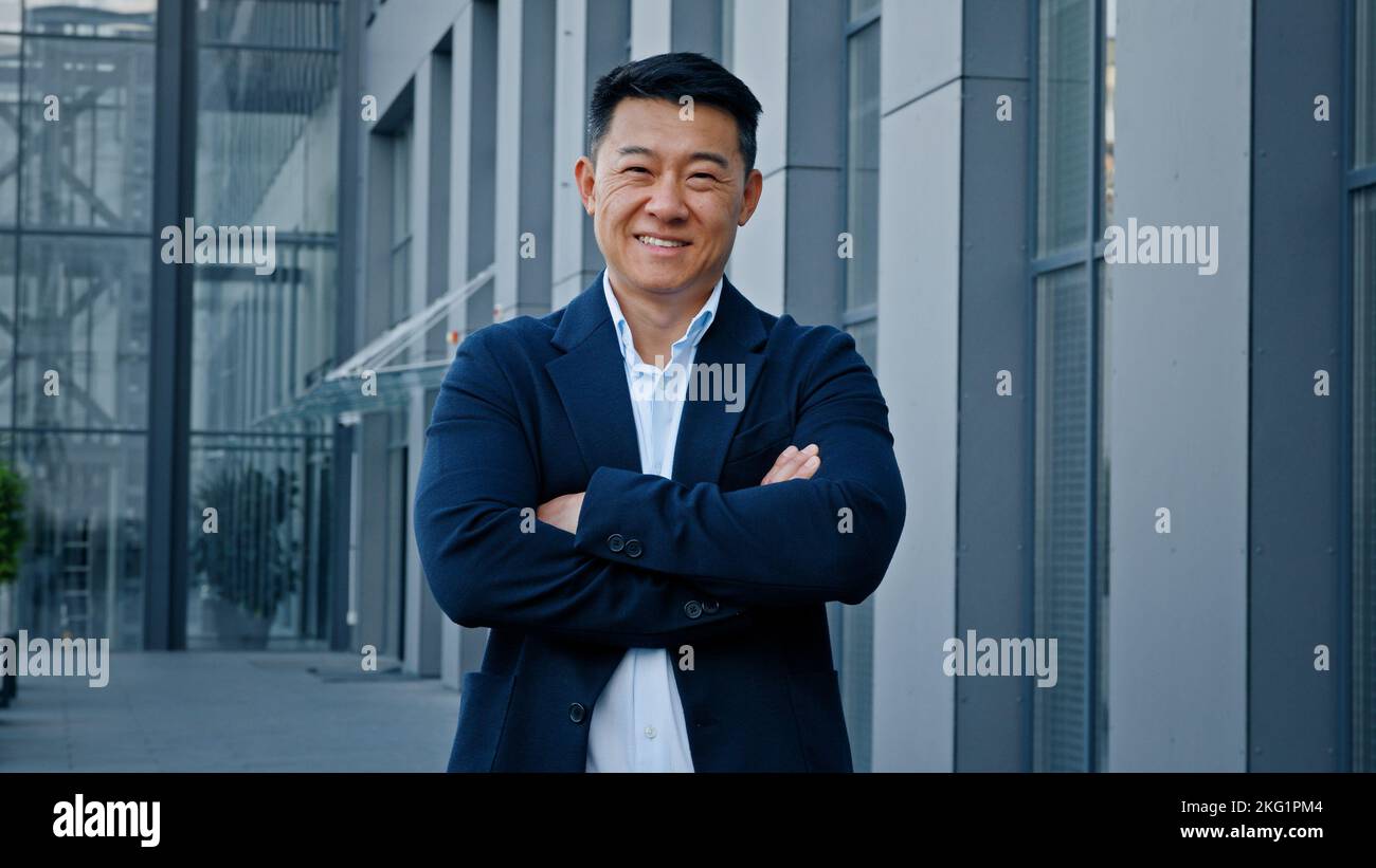 Happy boss hi-res stock photography and images - Alamy