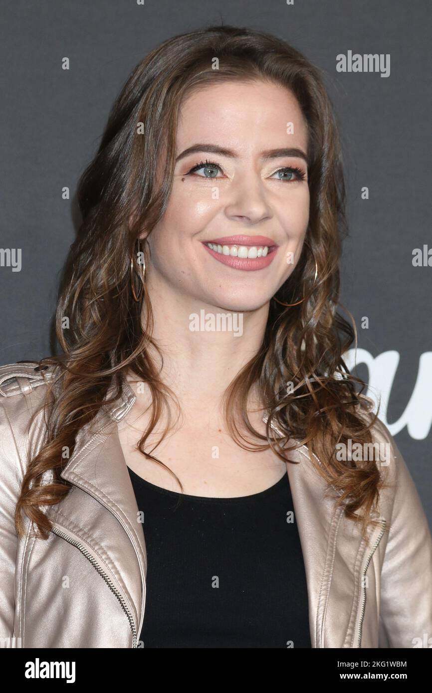 November 20, 2022, Los Angeles, CA, USA: LOS ANGELES - NOV 20: Elena ...