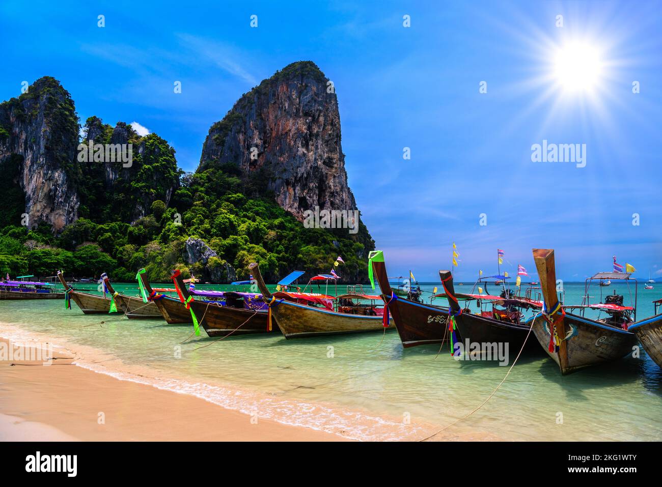 Long tail boats and rocks on Railay beach west, Ao Nang, Krabi ...