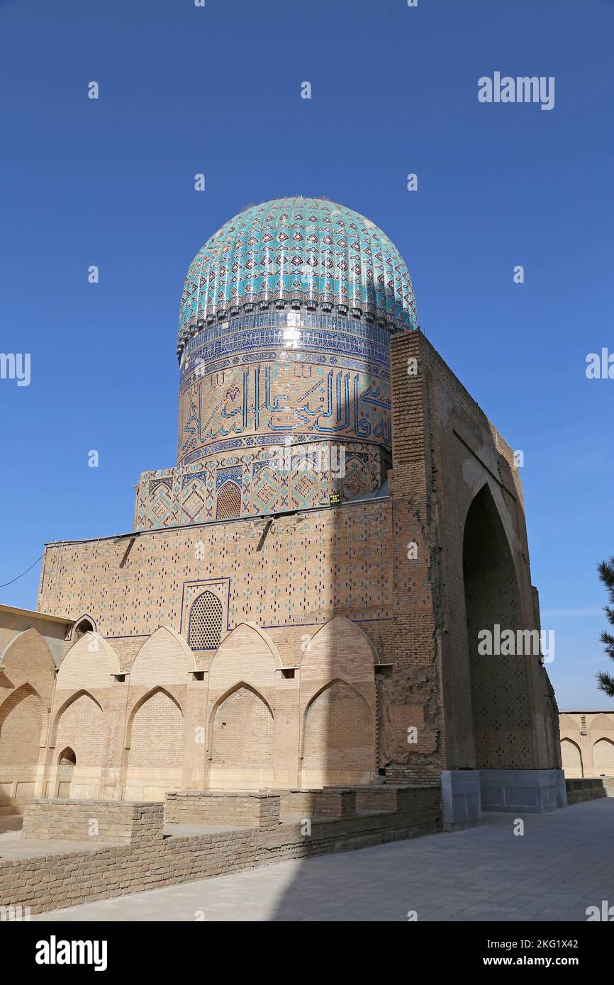 South Dome, Bibi Khanym Mosque, Karimov Street, Historic centre ...