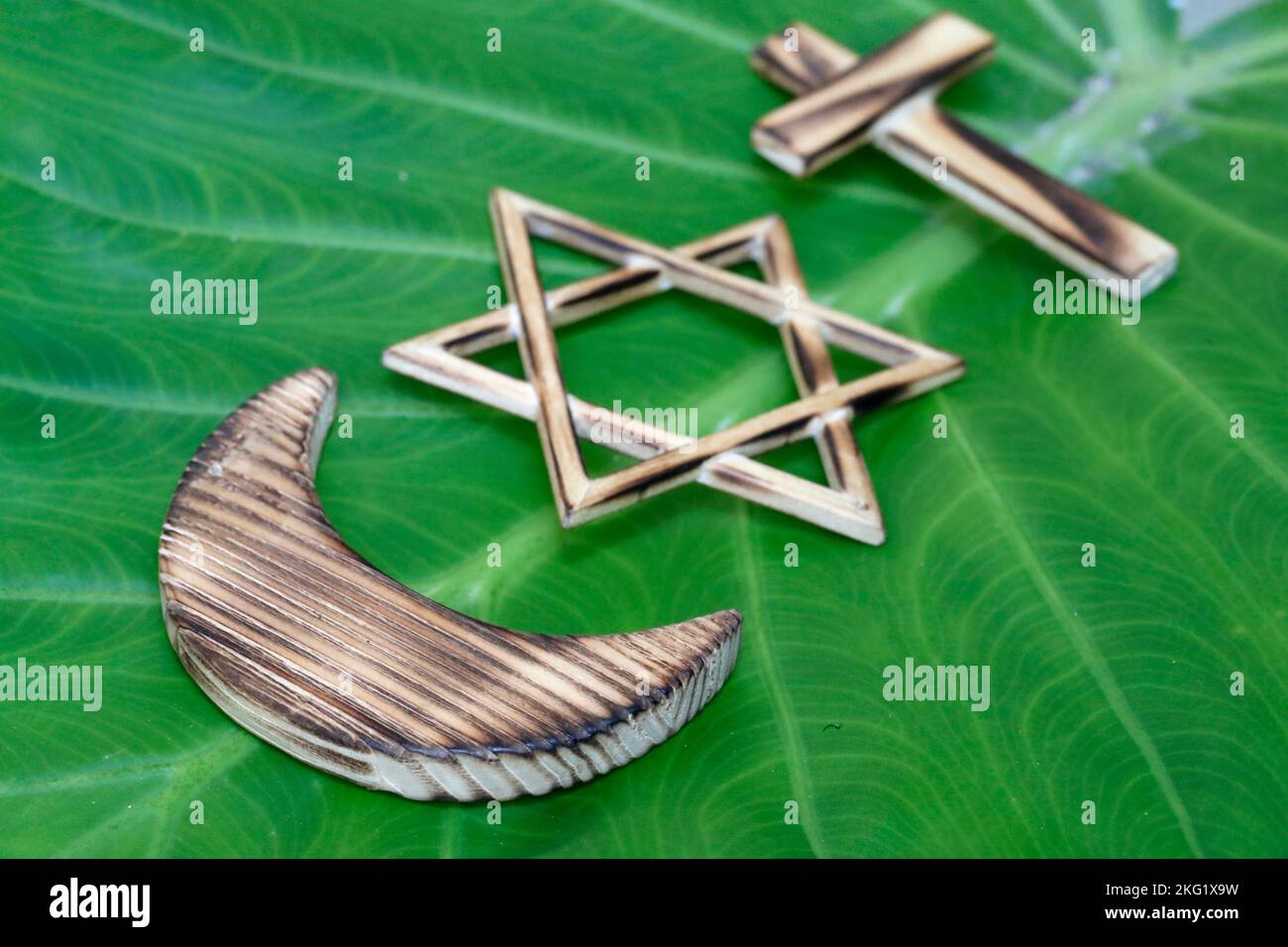 Christianity, Islam, Judaism 3 monotheistic religions. Jewish Star ...