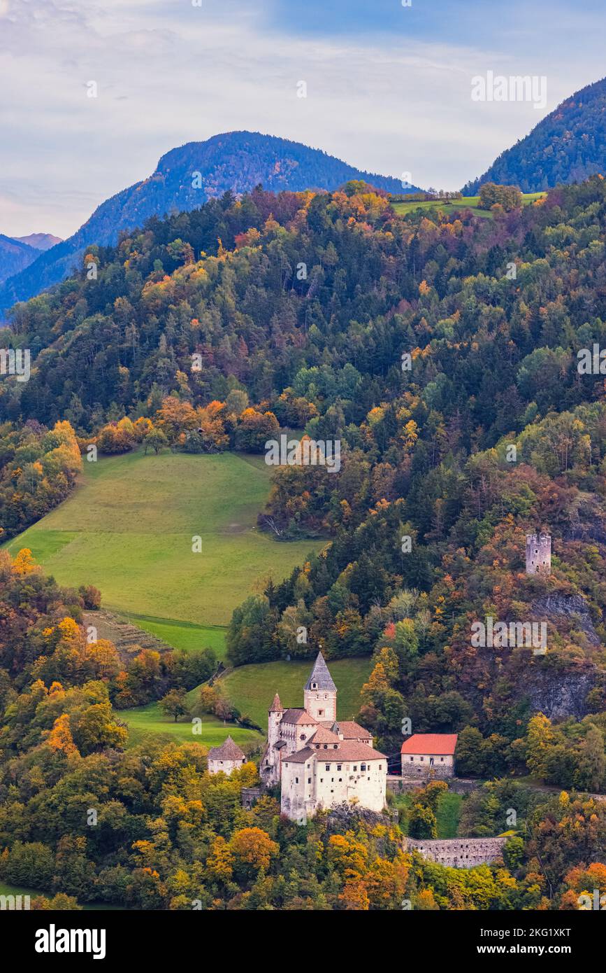 Autumn with autumn colours at Trostburg Castle - "Trostburg" in German ...