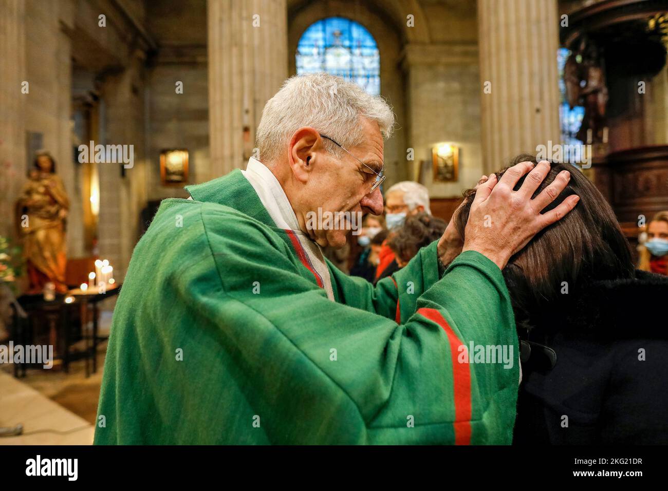 Sunday mass in Saint Philippe du Roule catholic church, Paris ...