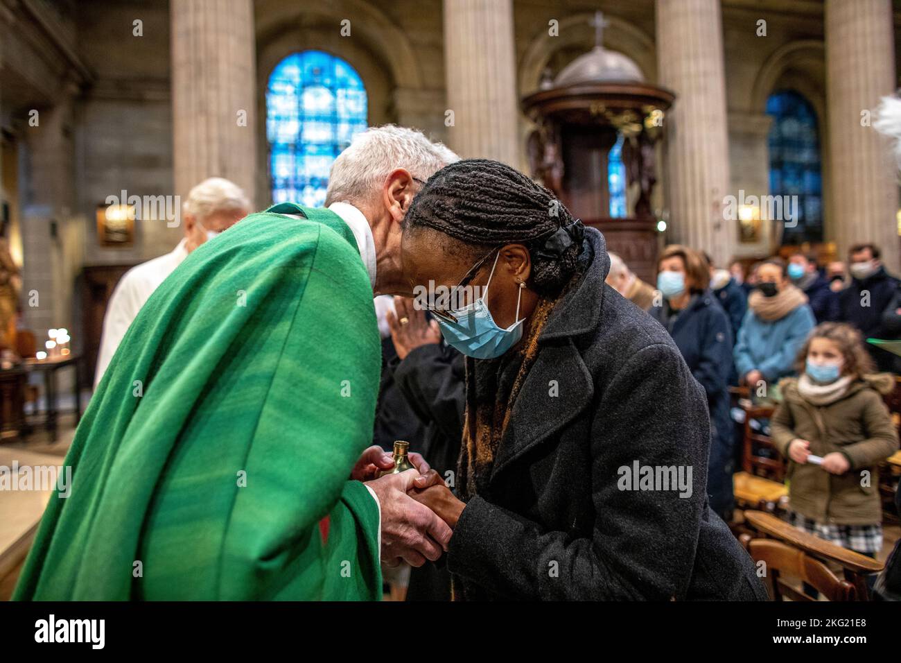 Sunday mass in Saint Philippe du Roule catholic church, Paris ...