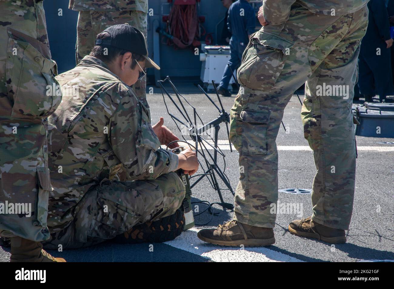 U.S. Soldiers assigned to the 2nd Battalion, 1st Special Forces Group ...