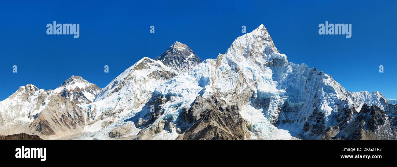 Mount Everest, panoramic view of himalayas mountains, Mt Everest with ...