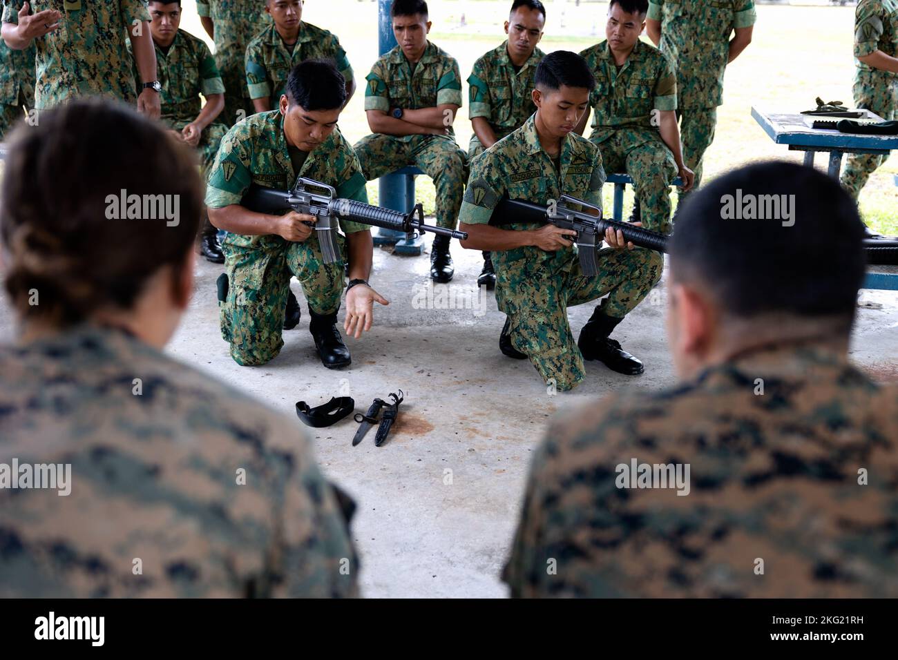 Royal Brunei Land Force (RBLF) soldiers with 2nd Battalion, RBLF ...