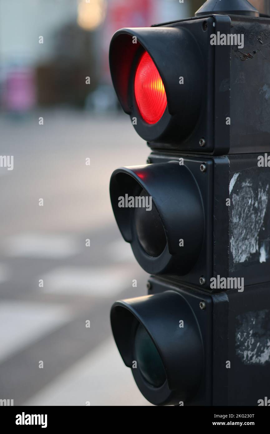 A vertical shot of traffic lights with the red light on Stock Photo - Alamy
