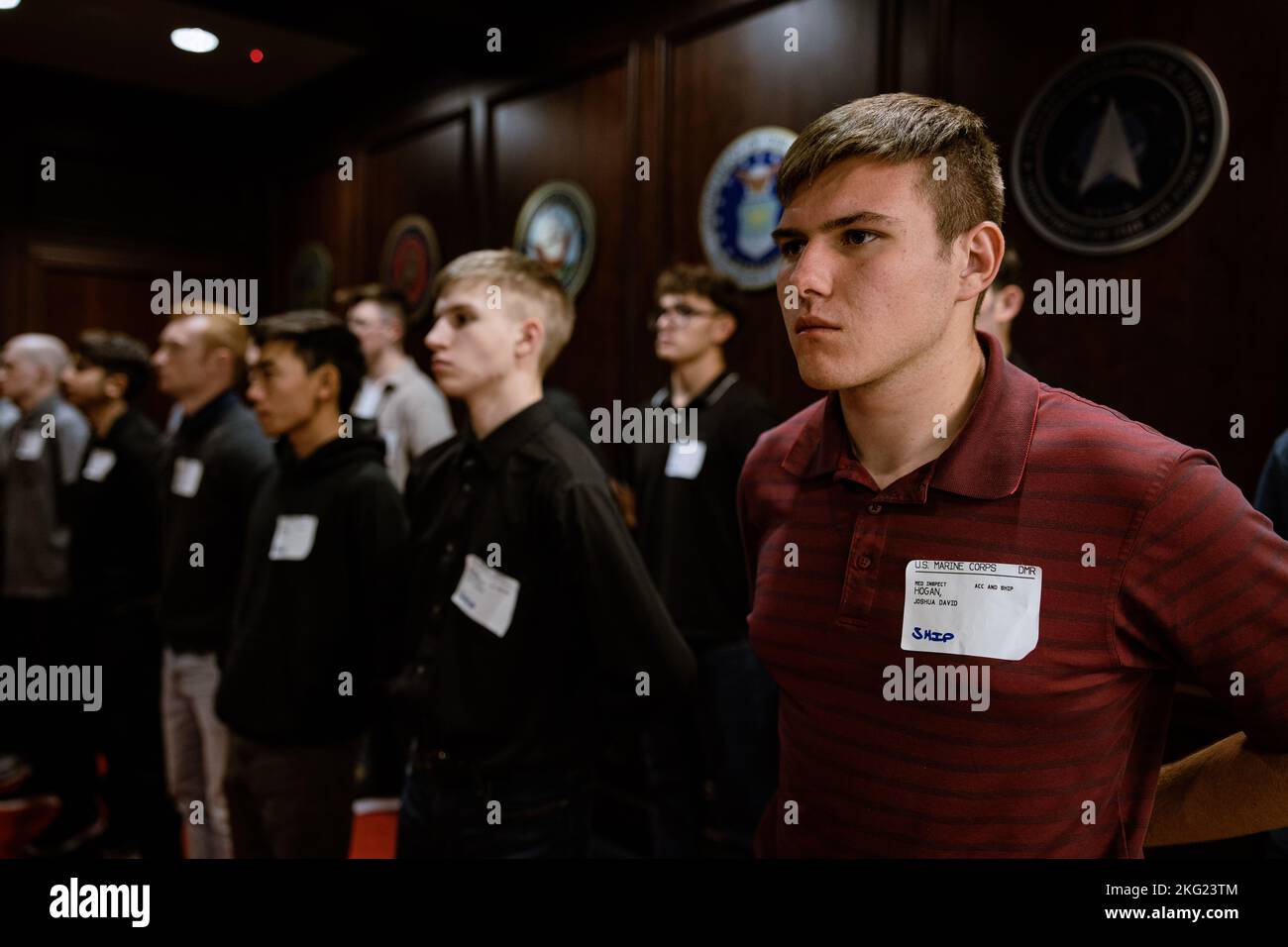 Military entrance processing station hi-res stock photography and ...