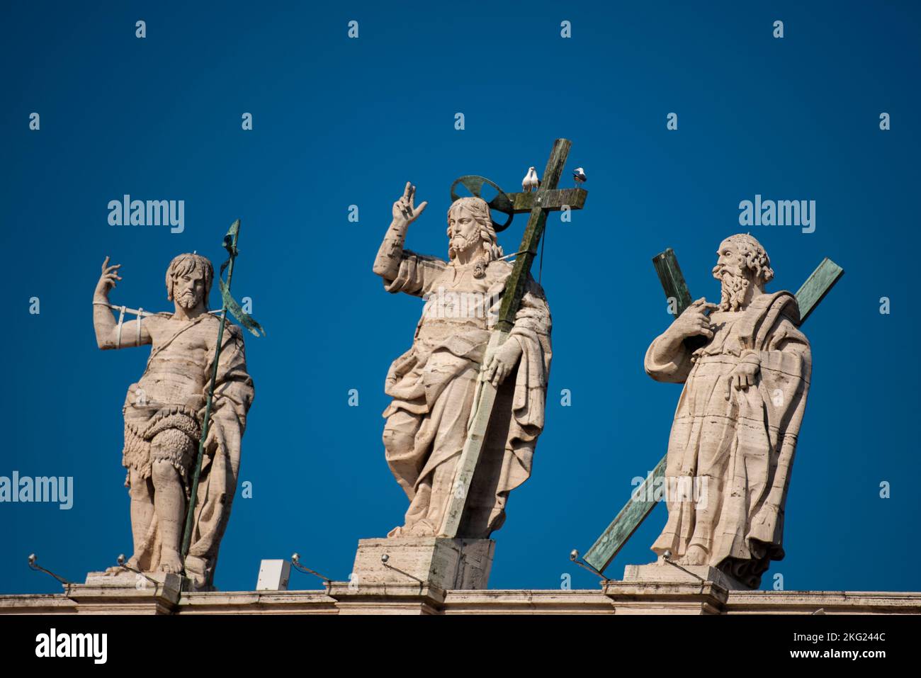 Jesus Christ statue - Saint peter's Basilica. Vatican Stock Photo - Alamy