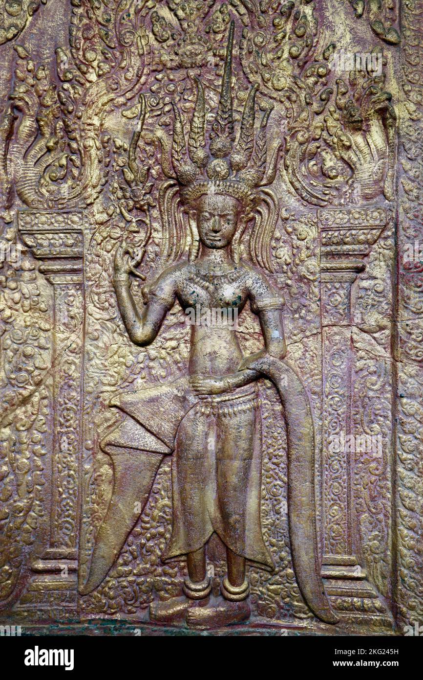 Wat Phnom Daun Penh buddhist temple. Apsara. Phnom Penh. Cambodia Stock Photo - Alamy