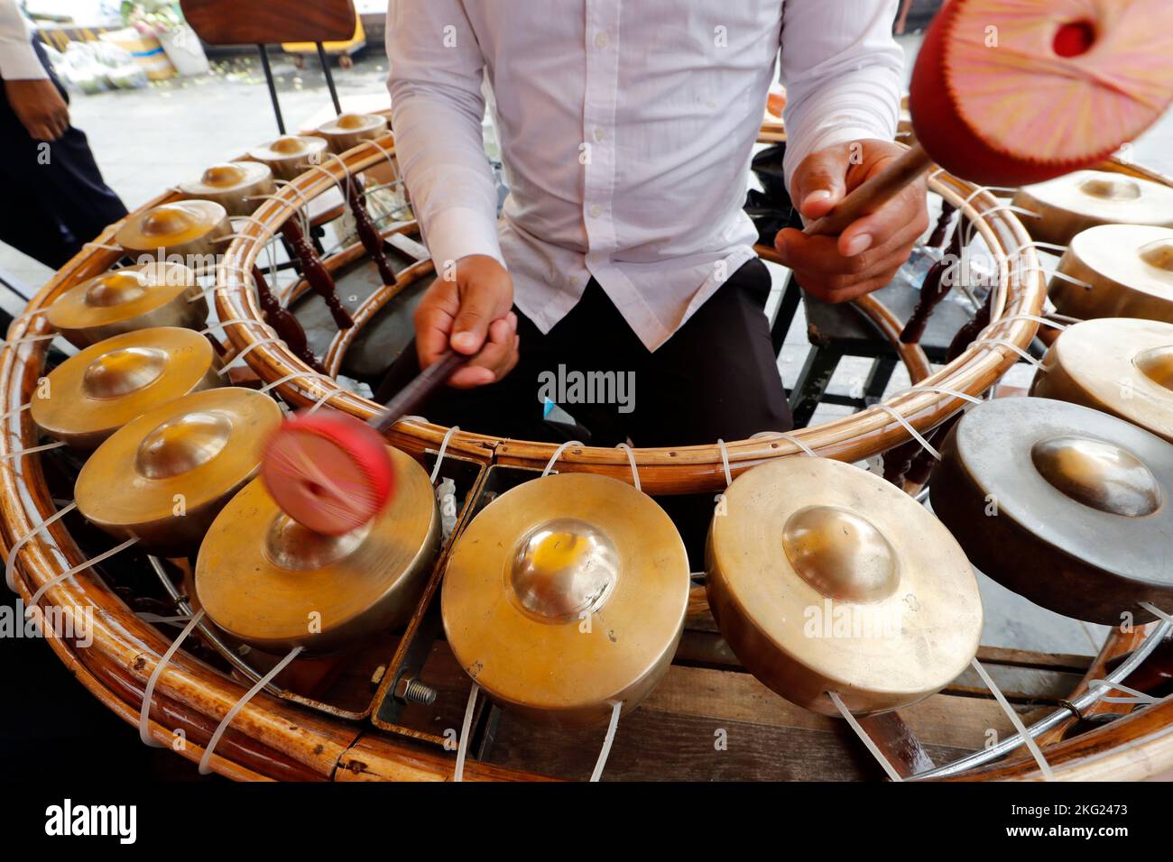 Cambodian Instruments Kongvong
