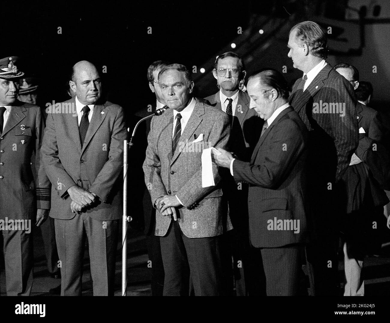 Military junta argentina Black and White Stock Photos & Images - Alamy