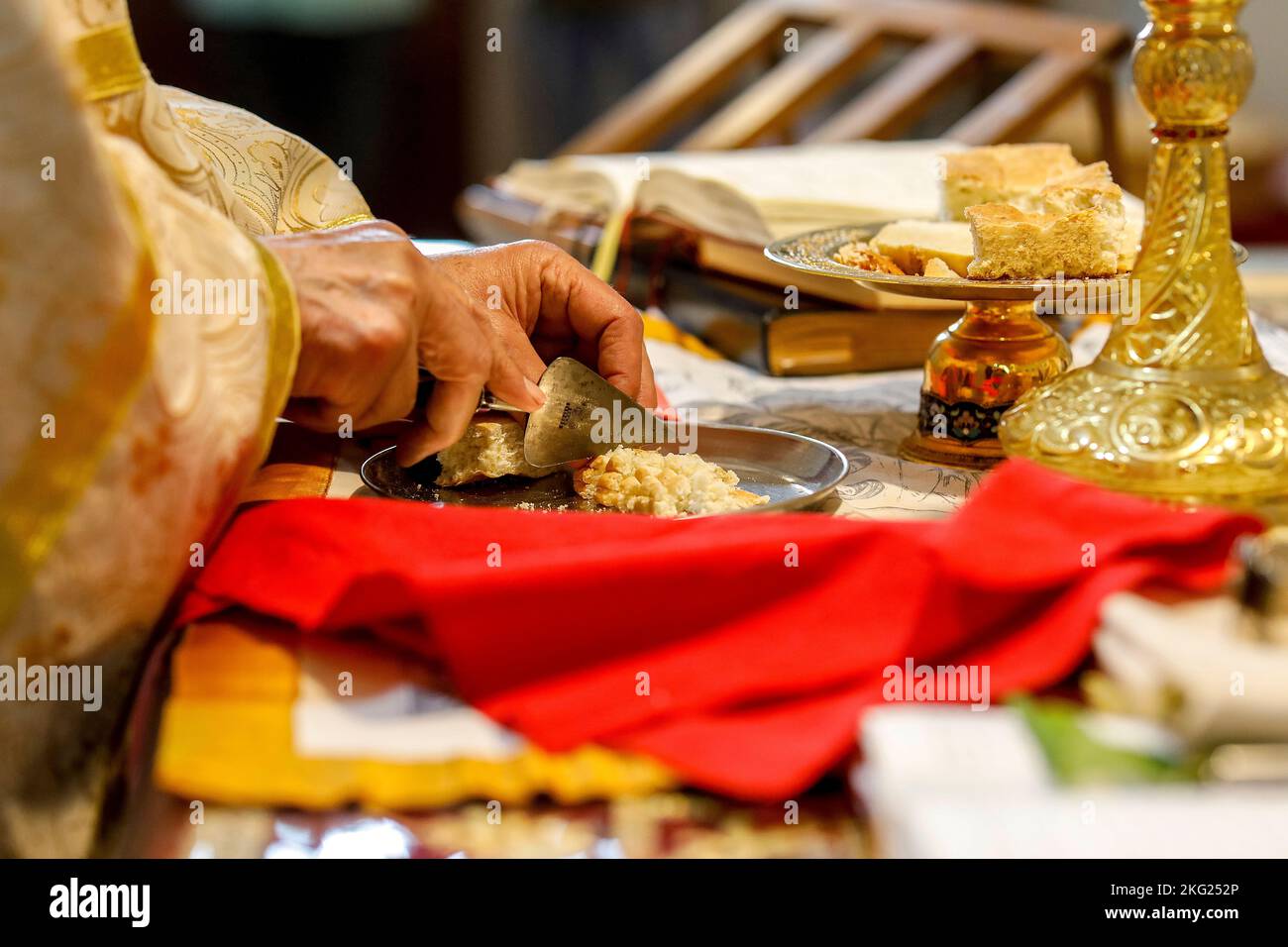 Easter week mass in Wadi El Chahrour El Suflah orthodox church, Lebanon ...