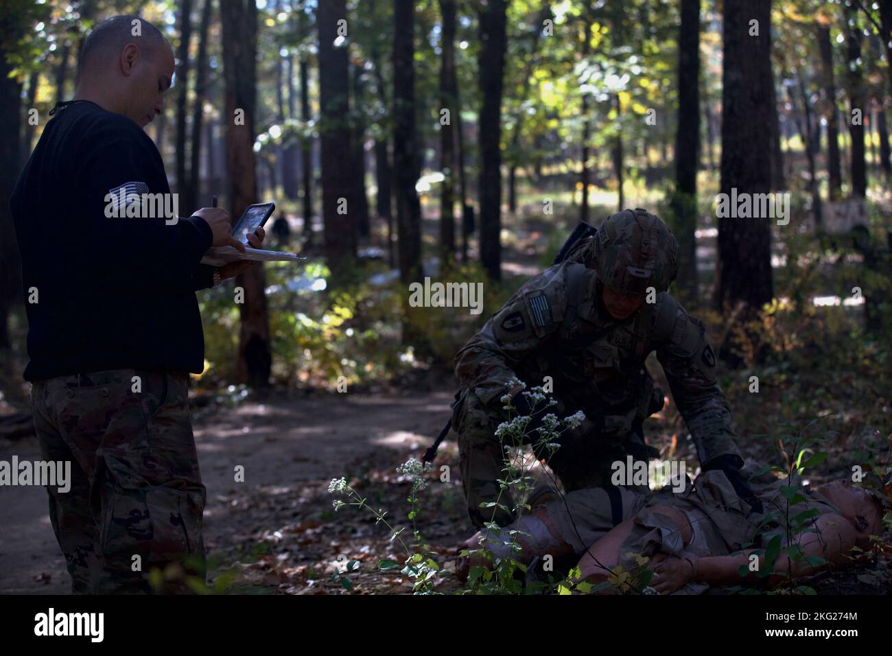 A competitor assigned to the 44th Medical Brigade performs Care Under ...
