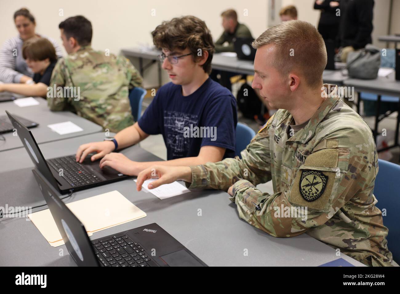 ODENTON, Md. – Soldiers and Civilians representing the 780th Military ...