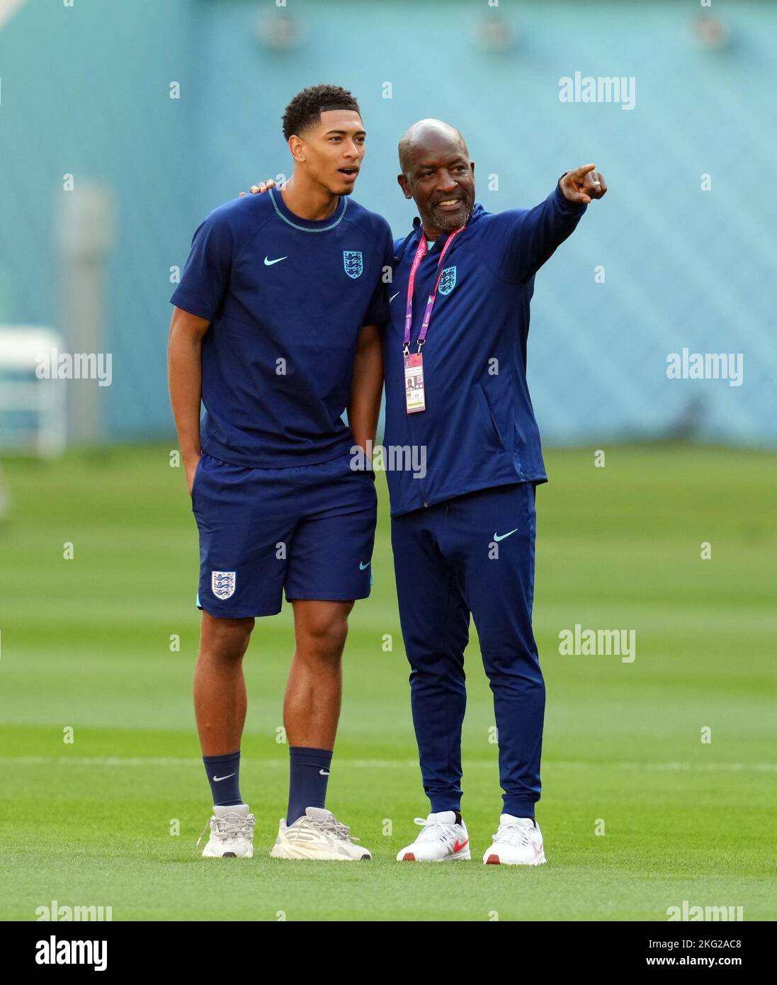 Jude bellingham 2022 fifa world cup hi-res stock photography and images ...