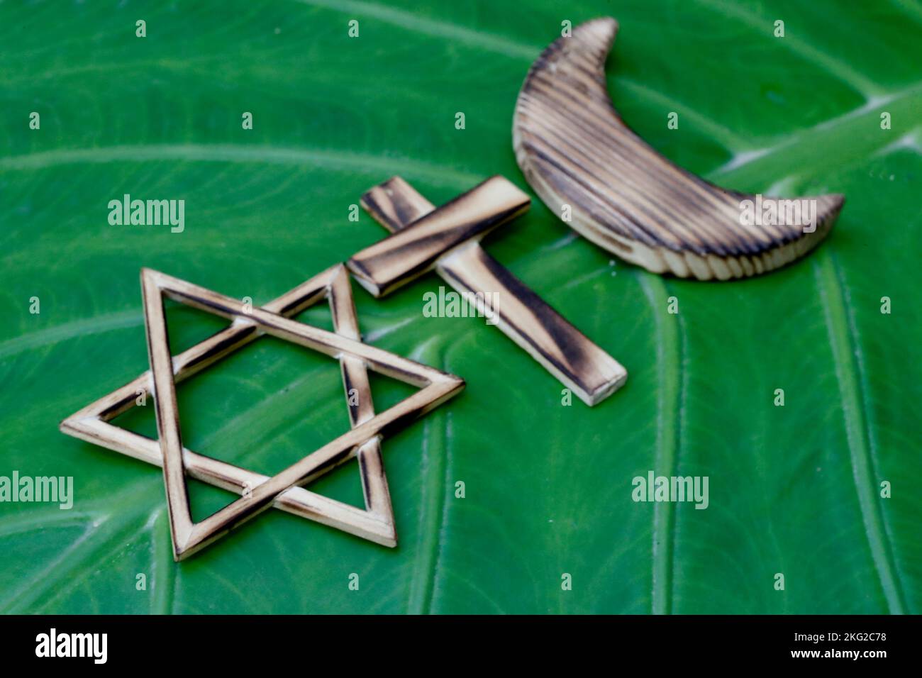 Christianity, Islam, Judaism 3 monotheistic religions. Jewish Star ...