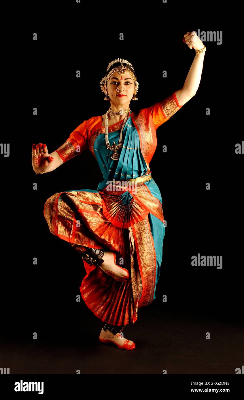 Bharata Natyam dancer in Paris, France Stock Photo - Alamy