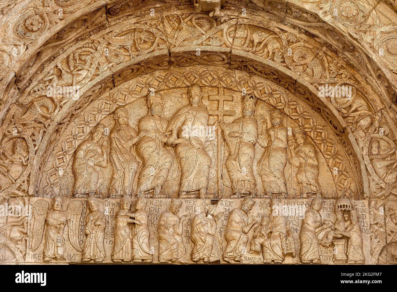 Bitonto cathedral tympanum, Puglia, Italy Stock Photo - Alamy