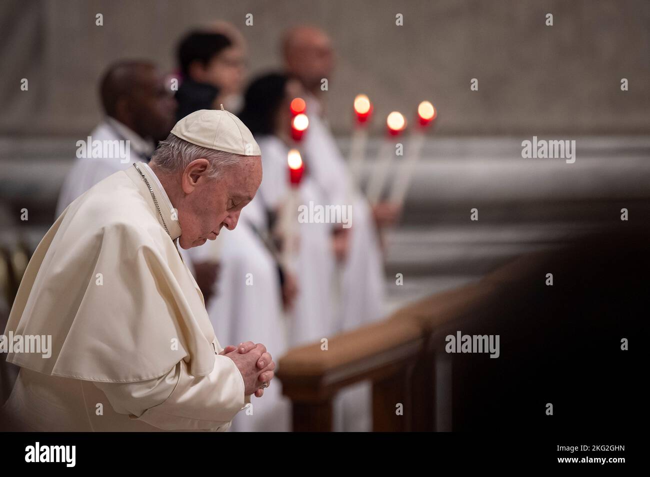 Pope Francis presides over the Easter Vigil in St. Peter's Basilica ...