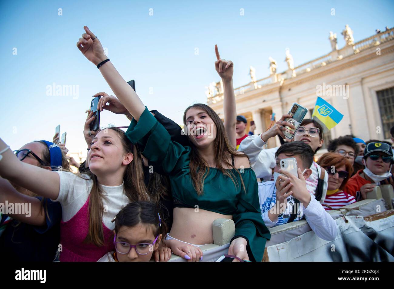 Pope Francis during the Pilgrimage of Italian teenagers in St. Peter's ...