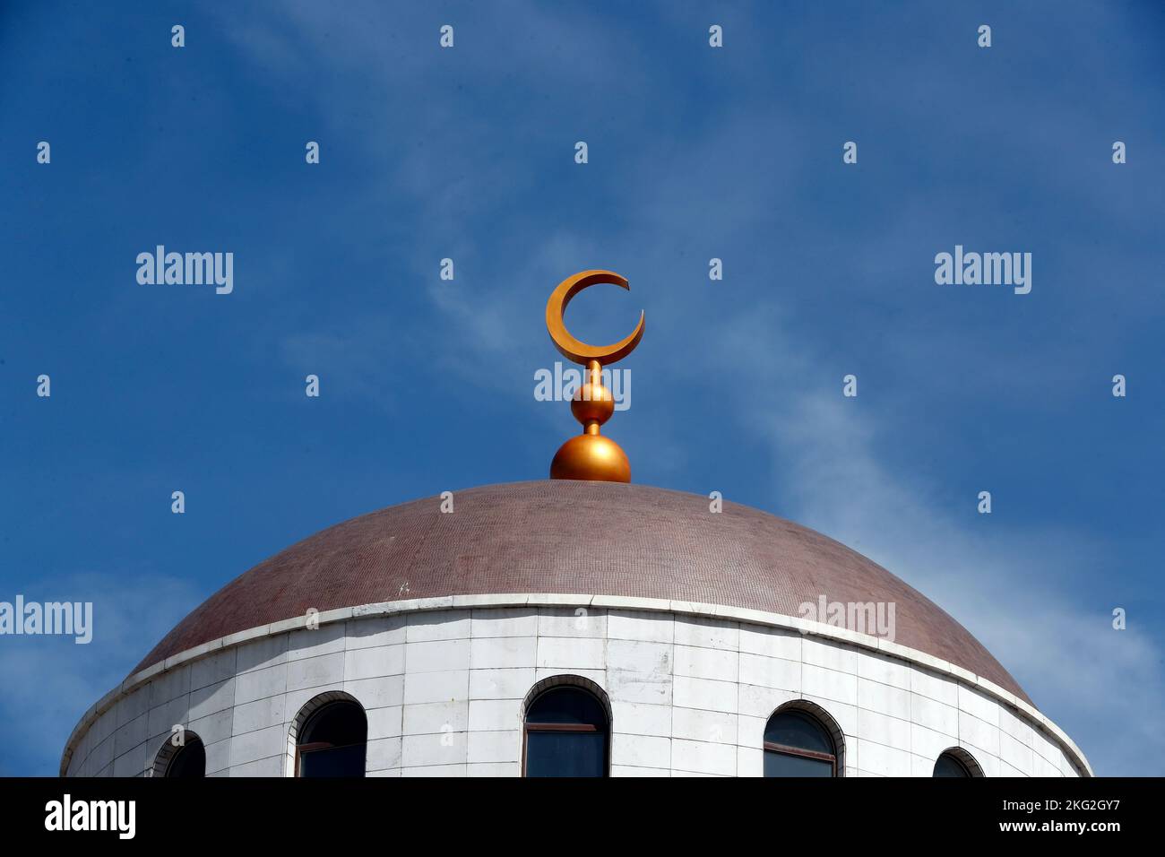 Al-Serkal Mosque. Islamic crescent symbol of Islam. Architecture. Phnom ...