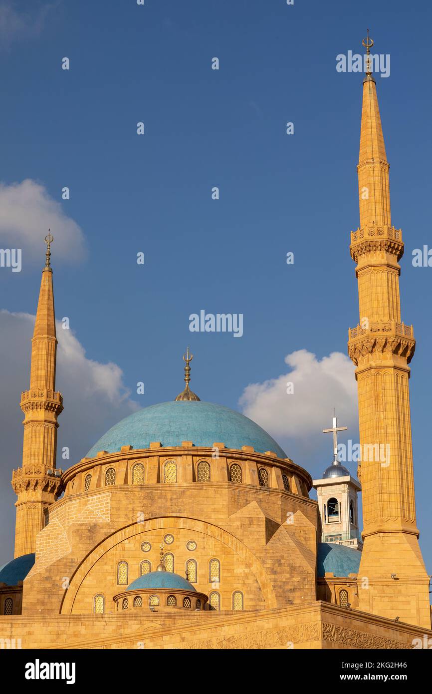 Mohammed al-Amine sunni mosque and bell tower of St George maronite ...