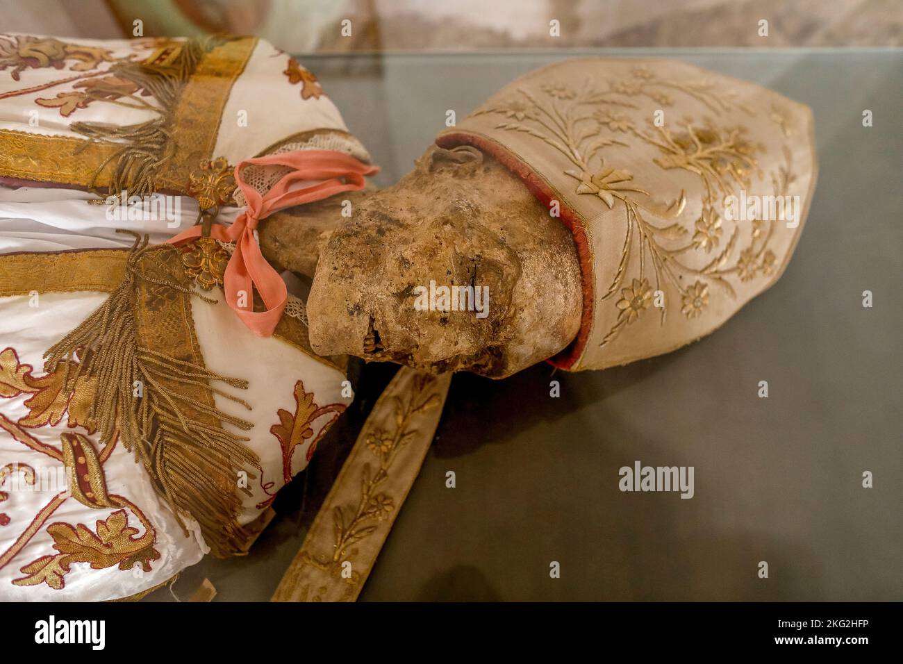 Deir Qannoubine monastery in the Qadisha (Kadisha) Holy Valley in ...