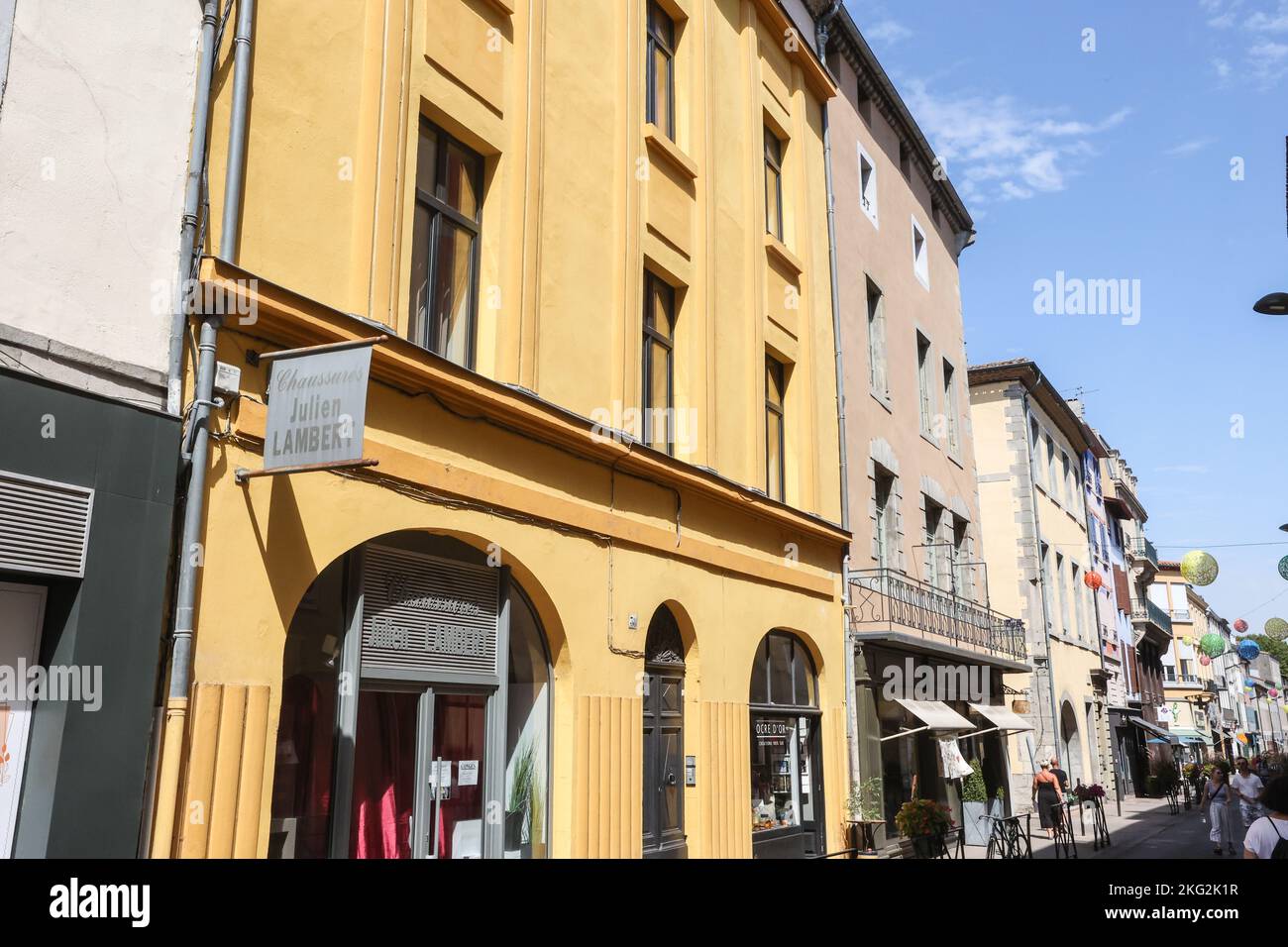 Rue de Verdun,major,shopping,shop,shops,street,in,centre,of,city,of ...