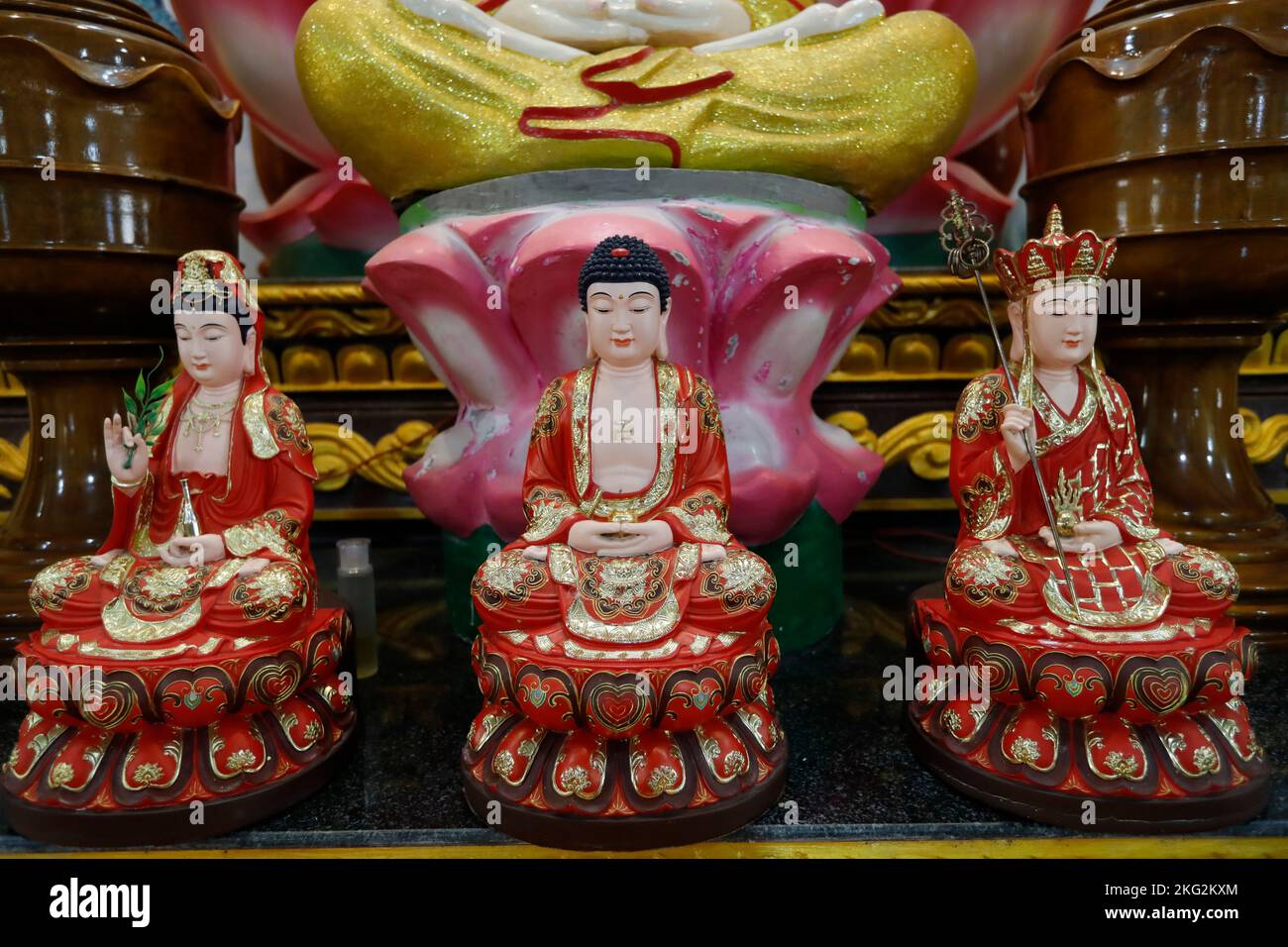 Phuoc Long buddhist temple. Avalokitesvara ( Quan Am), Buddha, Tan Chau ...
