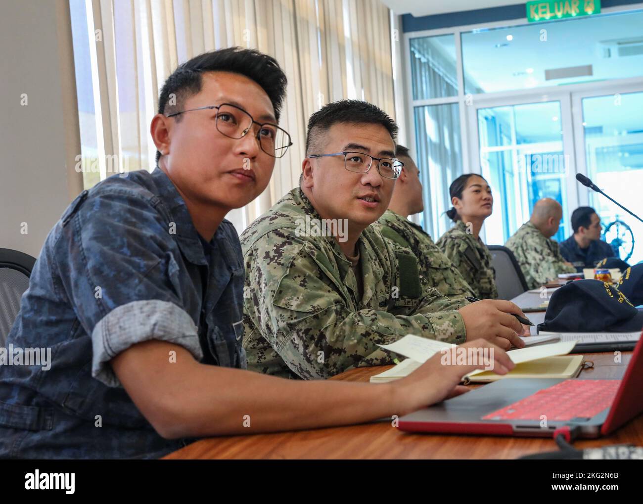 221025-N-FO714-1013 MUARA, Brunei (Oct. 25, 2022) Royal Brunei Navy Lt ...