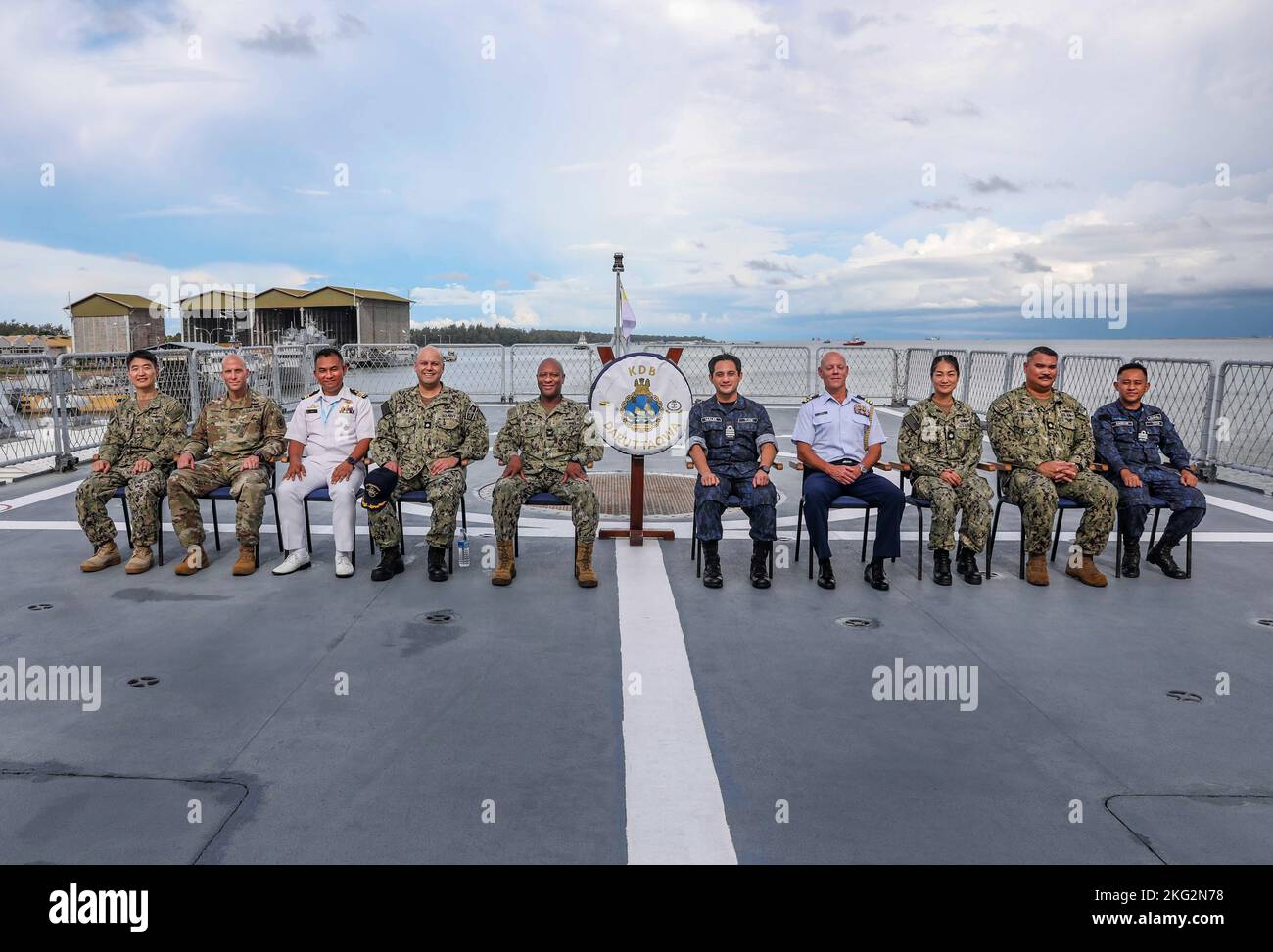 221025-N-FO714-1221 MUARA, Brunei (Oct. 25, 2022) Leaders from the U.S ...