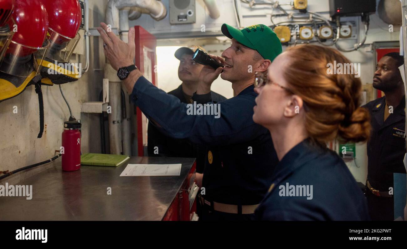 221026-N-UF592-1003 PHILIPPINE SEA (Oct. 26, 2022) Command Master Chief ...