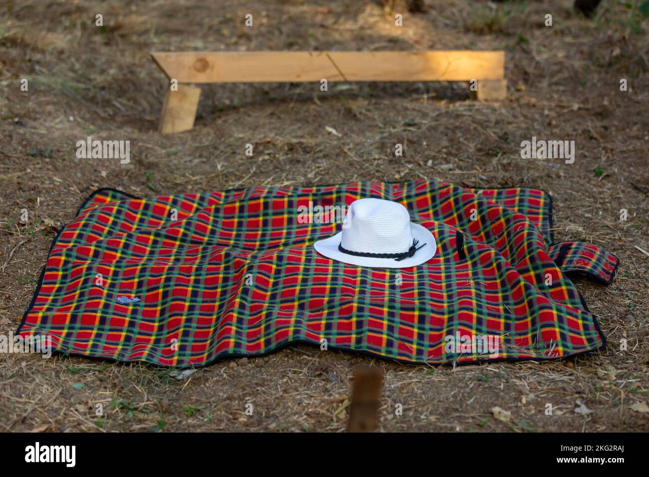 Ground cloth hi-res stock photography and images - Alamy