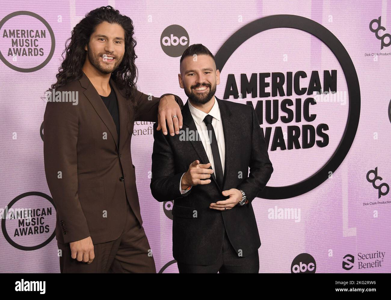 Los Angeles, USA. 20th Nov, 2022. (L-R) Dan Shay - Dan Smyers and Shay ...