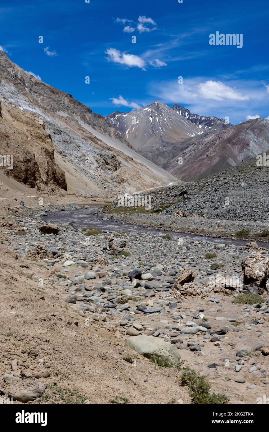 Traveling the Cajon del Maipo near Santiago, Chile Stock Photo - Alamy