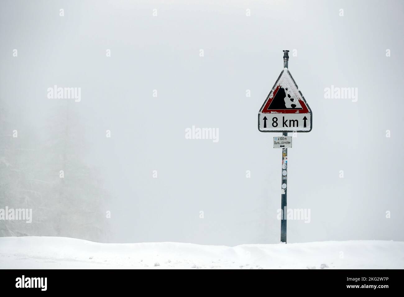 Traffic Laws. Danger sign for 8 km. Switzerland Stock Photo - Alamy